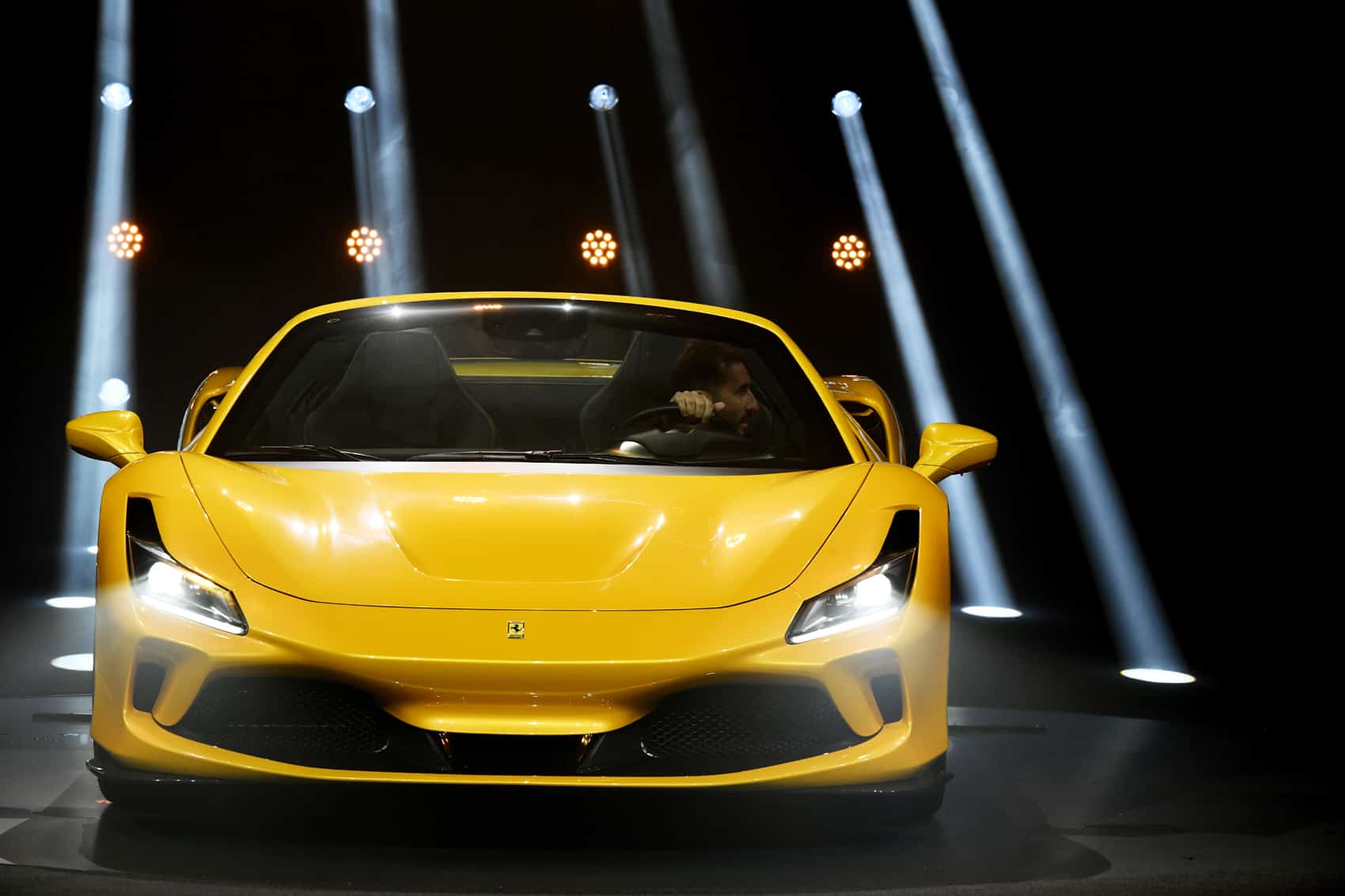 En başarılı V8, Ferrari F8 Spider - Doğan Kabak